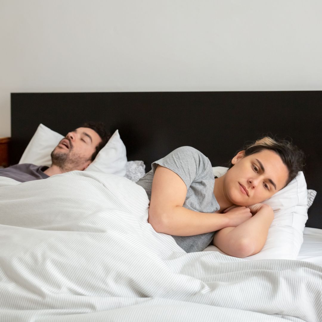 How a Mouthpiece Works to Help Stop Snoring - Sleep Better